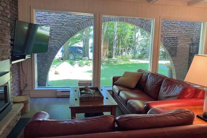 Waterfront Cottage | 1hr From Toronto - Barrie