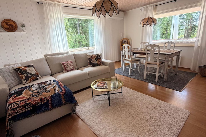 A Cozy Vacation Home Surrounded By Nature, With Top-notch Amenities! - Åmål