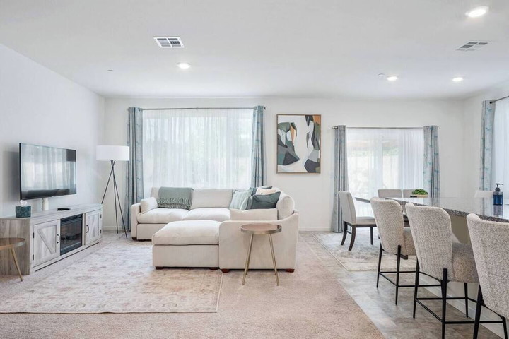 Visalia Modern Home - 3bd New Construction With Backyard Fire Pit - Exeter, CA