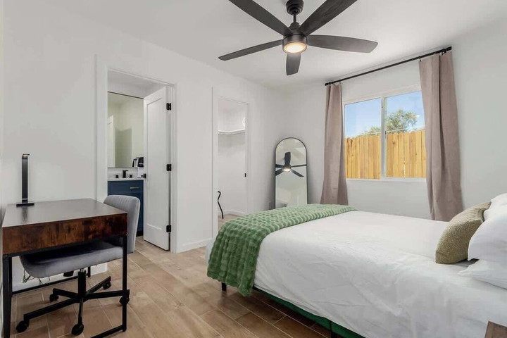 Soorya Guest House 2bed 2ba Close To Uofa - Arizona