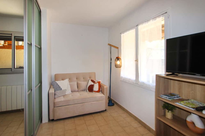 Amazing Home In Lauris - Lauris