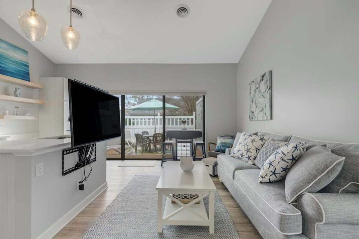 Newly Renovated Sea Colony Tennis End Condo With W/d, World-class Tennis & Pools - Bethany Beach, DE