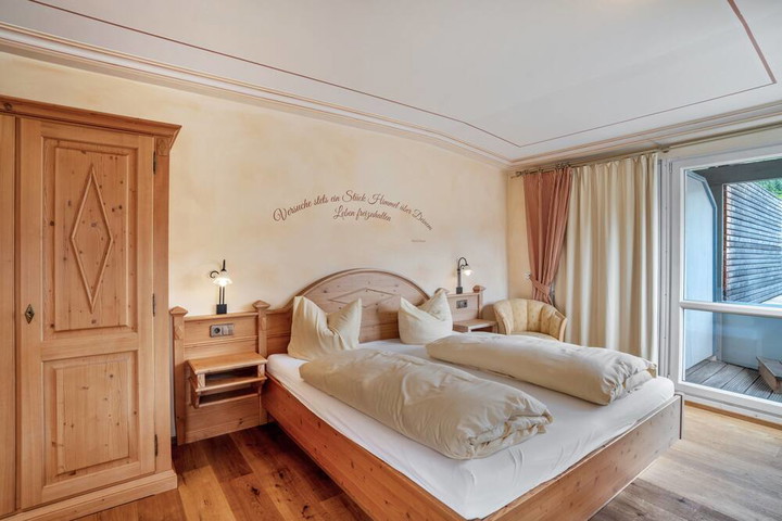 Country House Room 'Himmelsglück' With Large Outdoor Terrace, Wi-fi And Air Conditioning - Baden-Baden