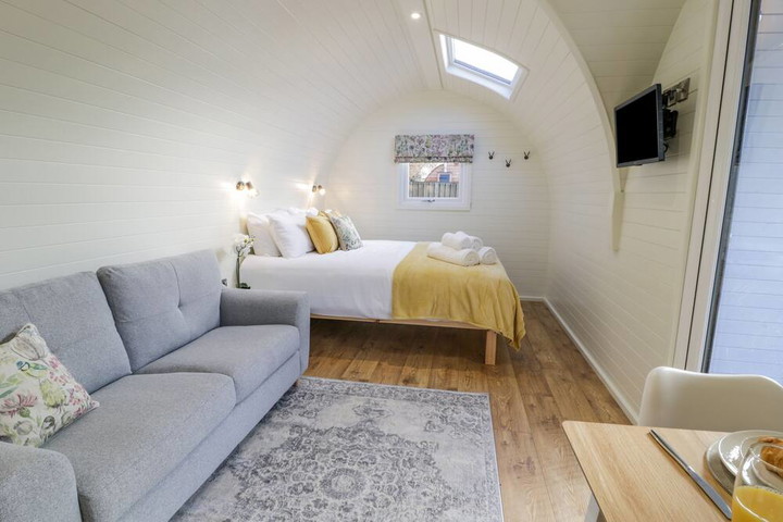 Y Dderwen, Romantic, With Hot Tub In Ruthin - Ruthin