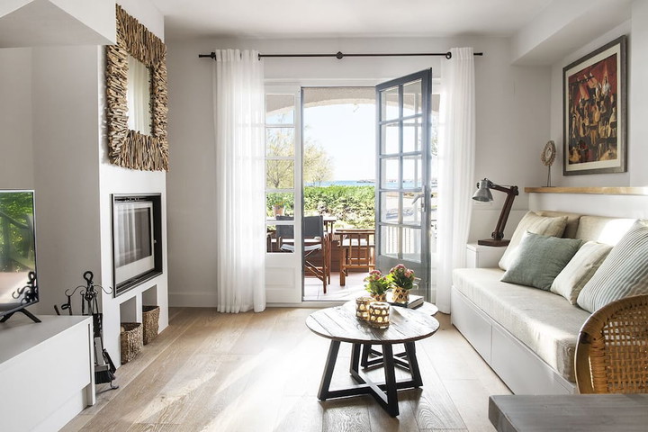 Duplex Familial Avec 2 Chambres Et 2 Salles De Bains, Avec Piscine Partagée - Llançà