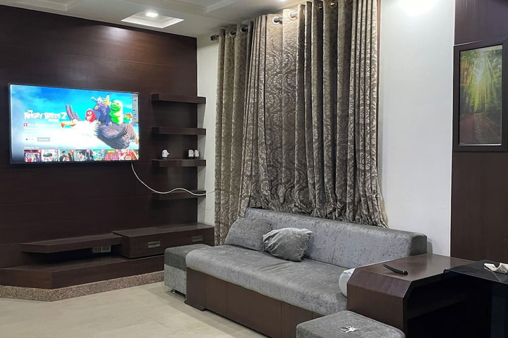 3-bedroom Apartment In Agra - Agra