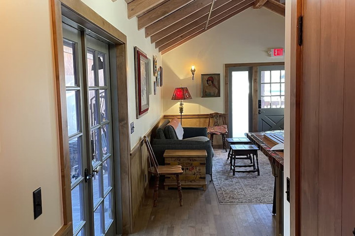 This House Is Within Walking Distance To Downtown Sedona. - Sedona, AZ