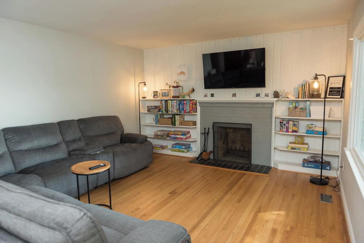 4bdrm River Front House With Private Beach In Hollywood - Maryland