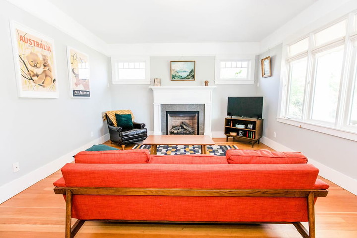 Artistic, Vintage Modern Home With Pool, Central Location - Santa Rosa, CA