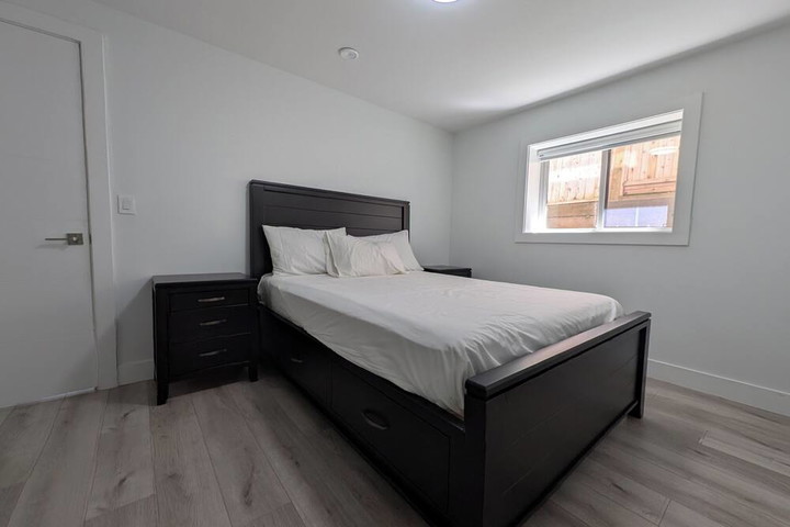 Cozy 2 Bedroom Retreat In South Surrey / White Rock. - White Rock