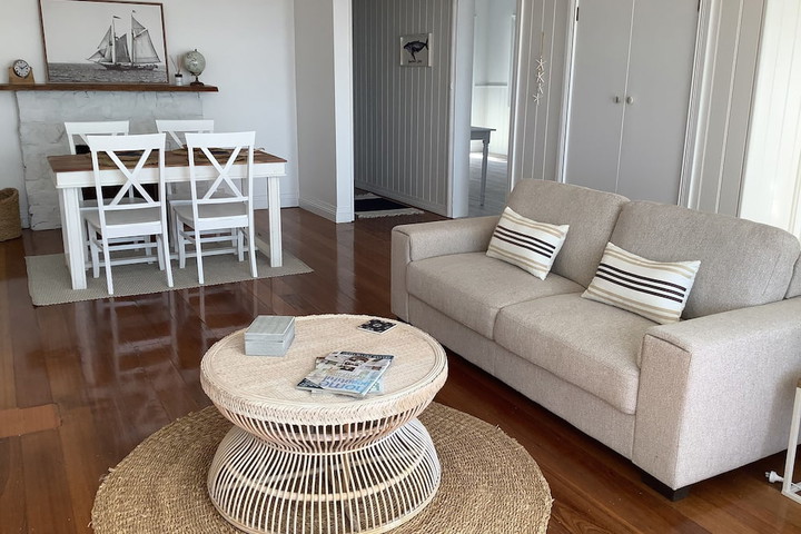 Ocean Views & City Convenience Perfect Getaway - Somerset