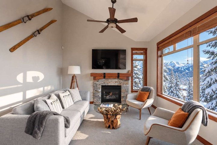 Bluffs Penthouse - Luxe 3 Bedroom - Ski In Ski Out - Whistler Blackcomb