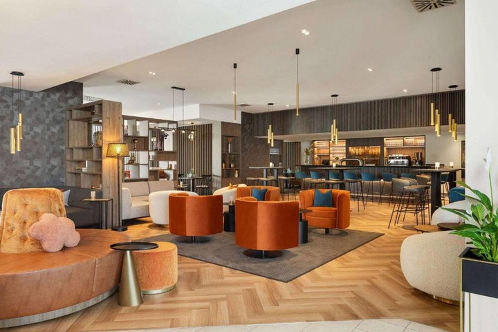 Sunday Hotel Kelsterbach Junior Suite - Frankfurt