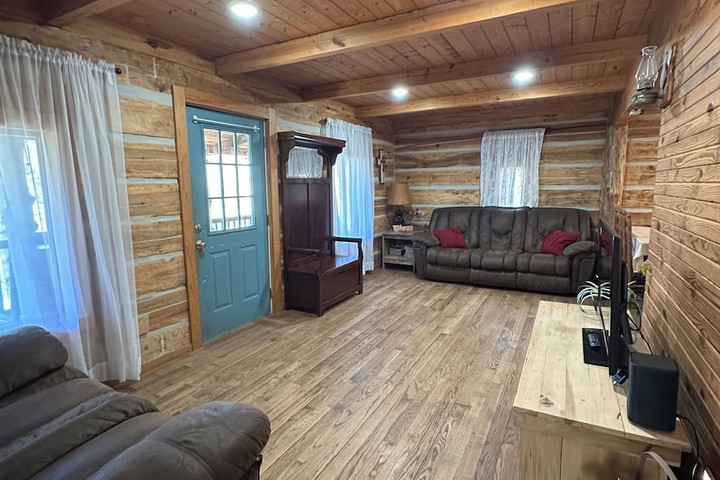 Smith Lake Alabama Cabins - C - Alabama