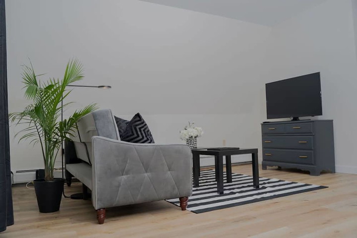Stylish And Spacious Centrally Located One Bedroom Apartment - Poughkeepsie, NY