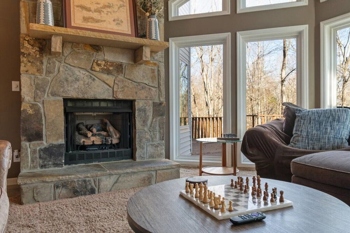 Lakeside Haven W/dock/slip, Fire Pit, Game Room, Kayaks, - Tennessee
