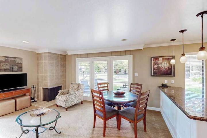 Napa 1br Silverado Condo With Two Patios, Fireplace & Pool Access - Napa, CA