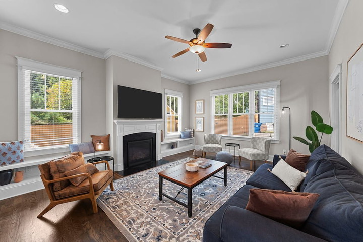 Traditional 4br Craftsman, In Dt Durham, Near Duke - Durham, NC