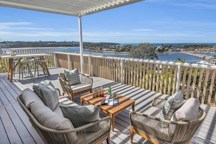 A Short Time - 2 Bedroom House - South Coast