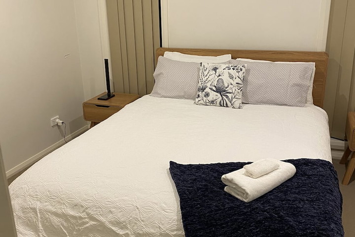 An Immaculate 3 Bedroom Modern House, All To Yourself - Canberra