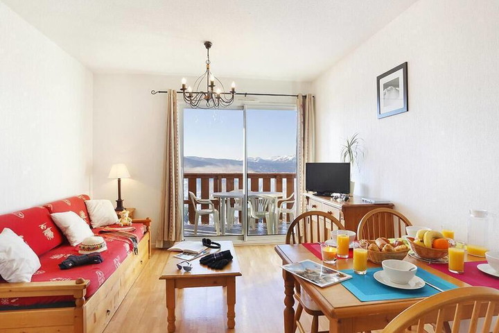 Remise En Forme, Piscine, Terrasse, Parking, Télévision, Casier à Ski, 30m², Font Romeu - Bolquère