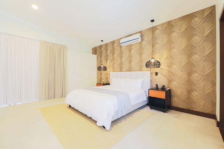 Casa Tropicalia: Private Pool, Rooftop Terrace And Arenal Views - La Fortuna