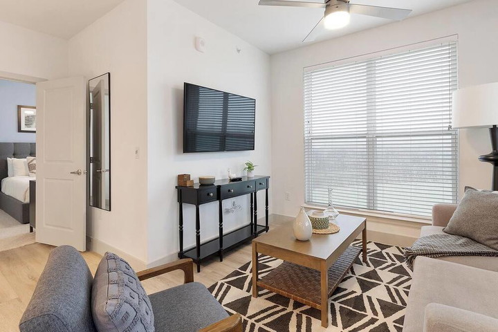 Landing | Incredible 2bd, Clubhouse, Gym - Garland, TX