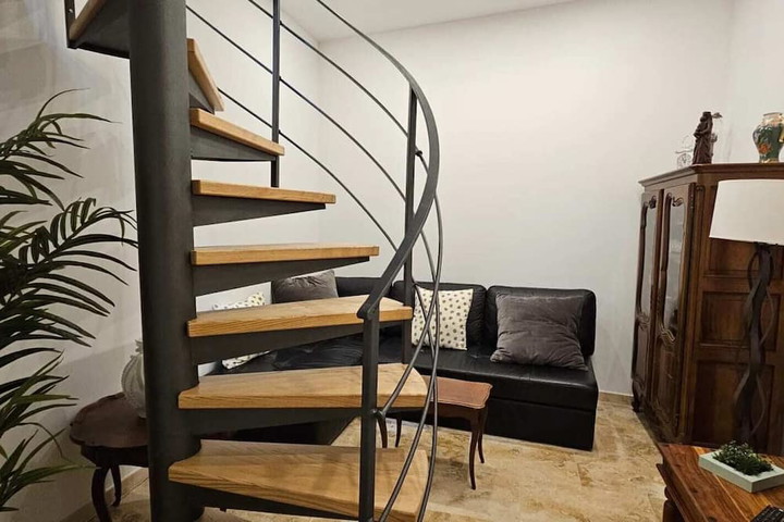 Bel & Ancien Appartement T3 Rénové Dans Sartène - Sartène