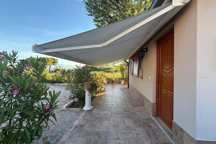 Garden Cottage With A Fireplace In The Garden Of A Villa With A Pool, 5 Minutes From The Beach - Pineto