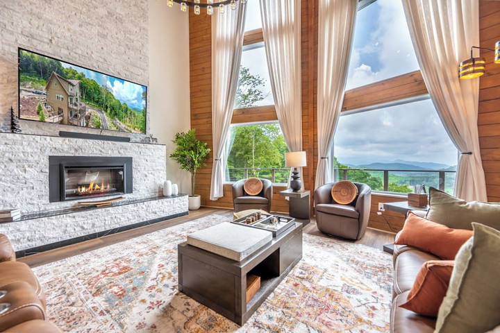 02 Blue Ridge Mountains View - House & Resort - Blowing Rock, NC