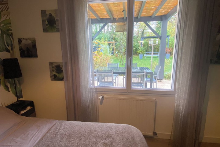 Independent Room For Rent With Access To Heated Swimming Pool (Optional) - Angers