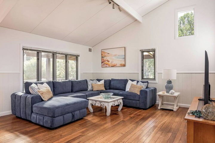 Peaceful And Serene Rural Cottage Situated In Quindalup On 4.5 Acres - Yallingup