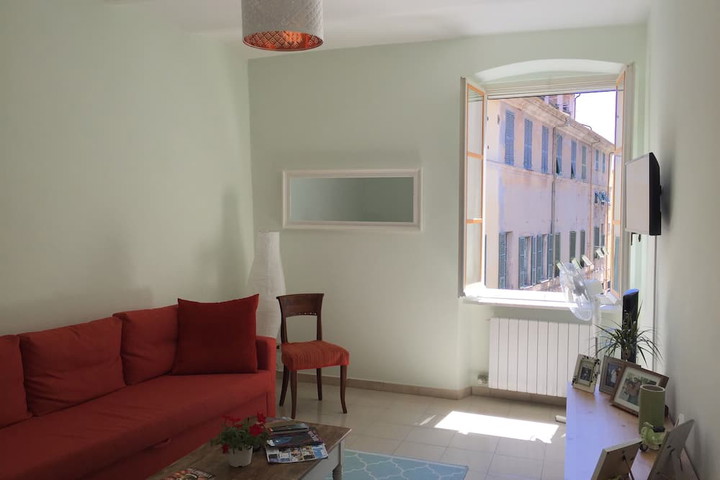 Lindo Apartamento Dentro De Las Murallas De Finalborgo Y Junto A La Mejor Playa! - Finale Ligure