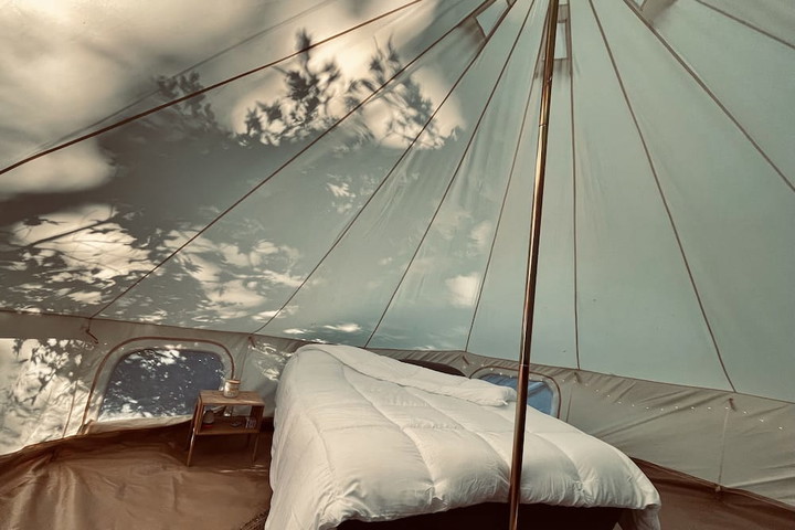 Glamping Getaway - Michigan