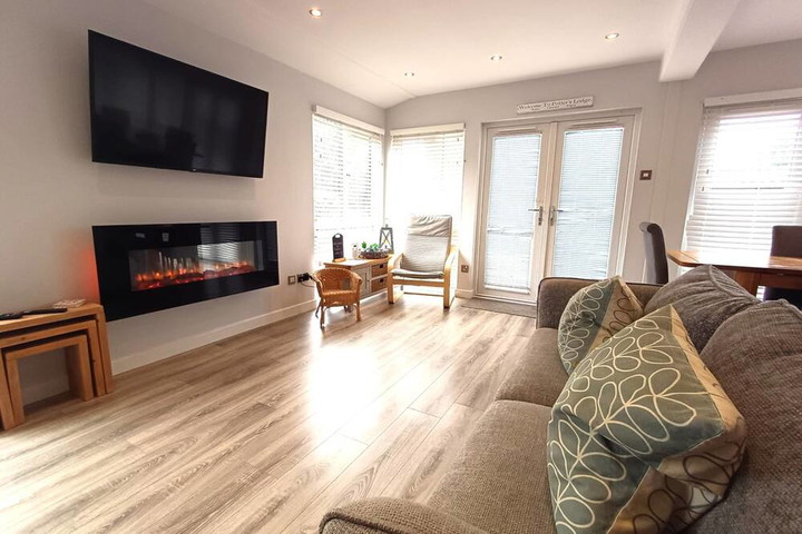 Potters Lodge -  A Holiday Lodge That Sleeps 6 Guests  In 3 Bedrooms - Ambleside