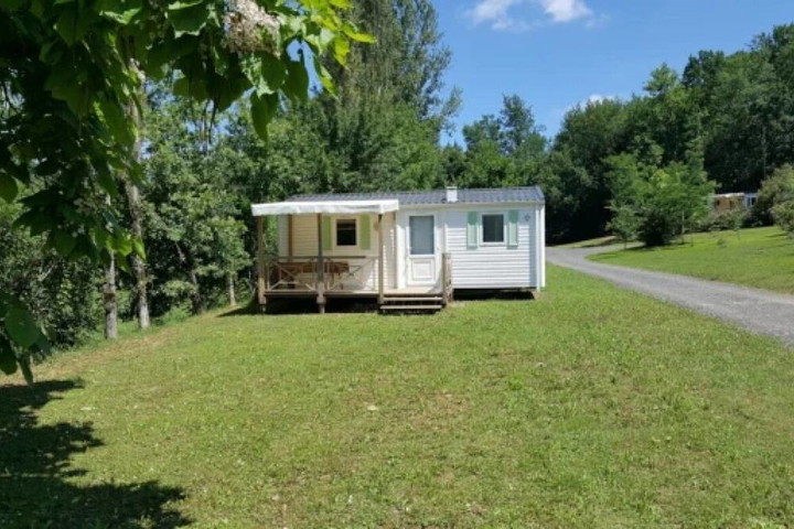 Zecamping 3 éToiles Parc Aquatique Toboggans Pet Friendly Locatif Tv 32m2 - Fumel