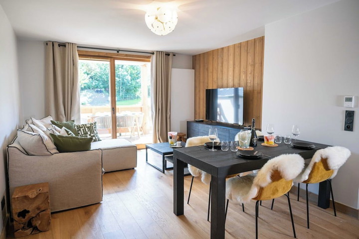 Logement Exclusif : Terrasse, Parking Et Piscine - Megève