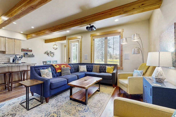 Sunny Golf Course Townhome Peloton & Ev Charger - McCall, ID
