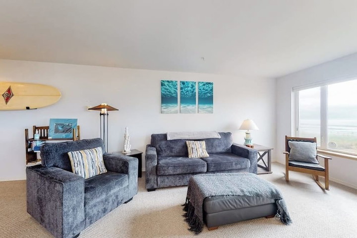 1br Oceanfront 3rd-floor - Balcony - Pool - Westport