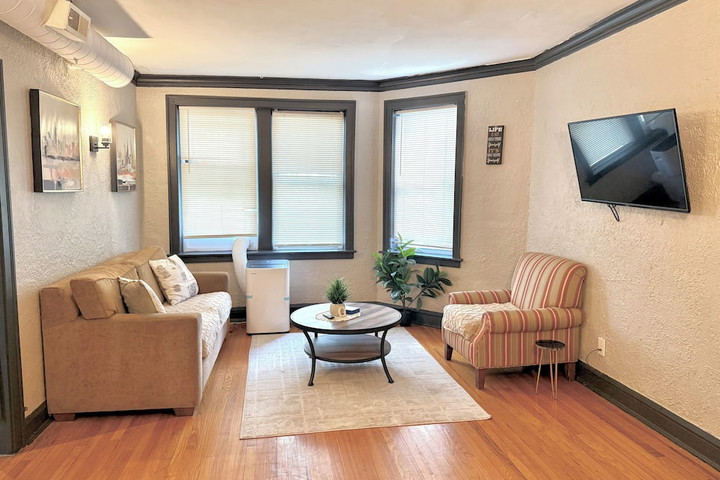 Casa Midway Chicago - Spacious 1br - Golf, City & Airport Access - Worth, IL