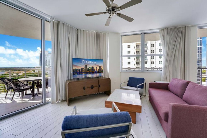 Circ Hotel. 2br With Balcony. Find Your Escape - Miramar, FL