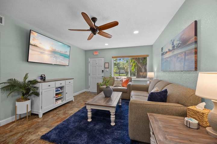 2 Homes Together|sleeps 16|walk 2 Beach|firepit - Cocoa Beach, FL