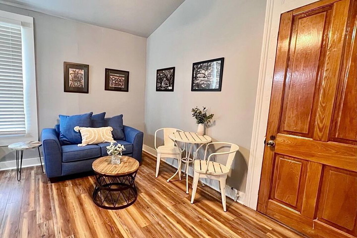 Full Apartment, 2 Bedroom, Near French Quarter - Gretna, LA