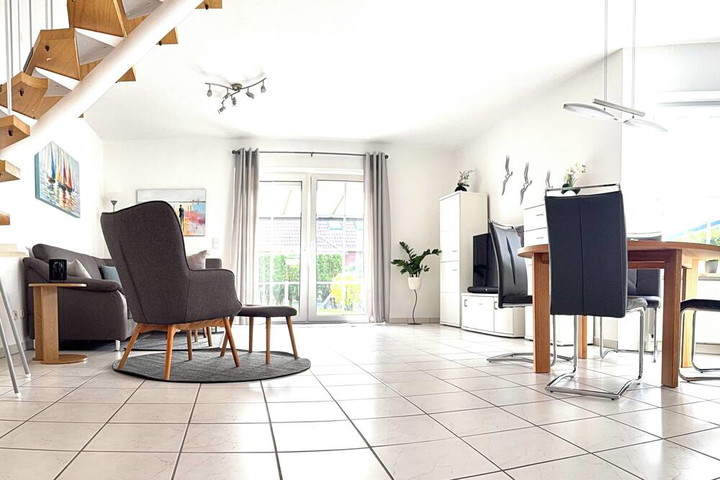 Familienfreundliches Ferienhaus In Deichnähe, Terrasse Und Garten - Baltrum