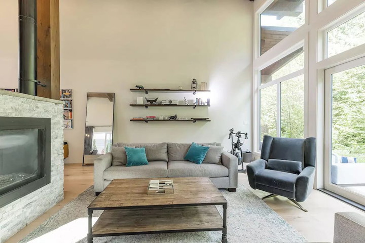Large Modern Home In Squamish - Squamish