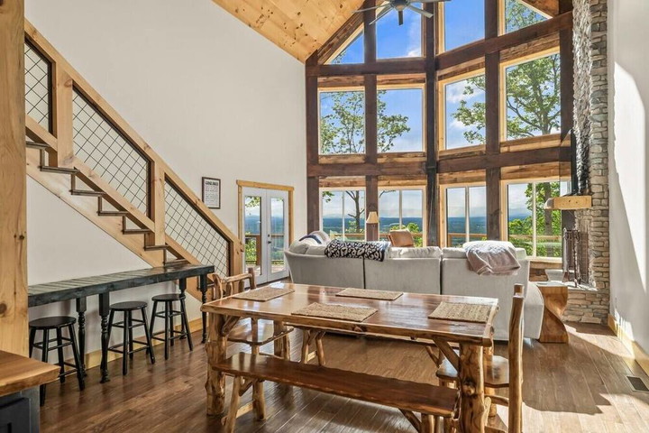 Mountain Jam | Panoramic Views, Hot Tub, Fire Pit - Morganton, NC