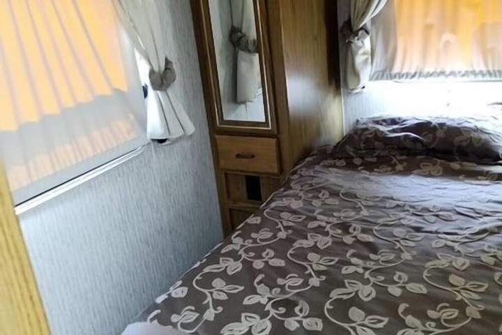 Adventure Awaits! Spacious Camper, Off-grid Experience - Rapid City, SD
