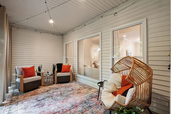 2 Car Garage, Dedicated Office, Multiple Outdoor Spaces And Living Spaces - Lebanon, TN