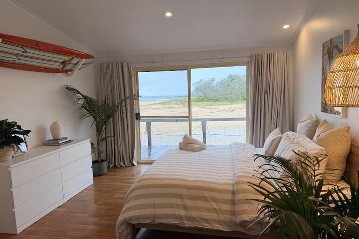 Waterfront Villa- Pet Friendly - Arrawarra