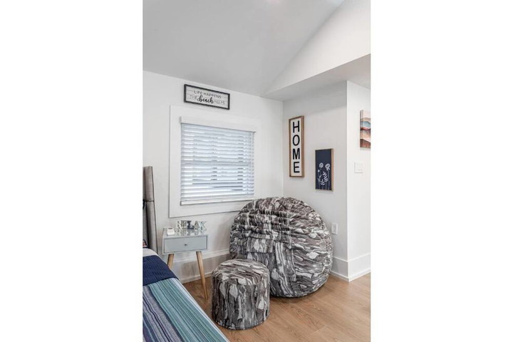 Ultra-modern Studio | Near Hospital & Nycim | Wifi - Huntington, NY